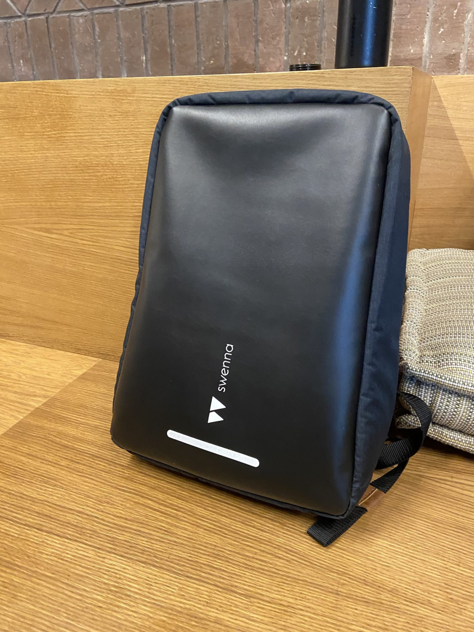 Hydrogen Backpack | Swenna